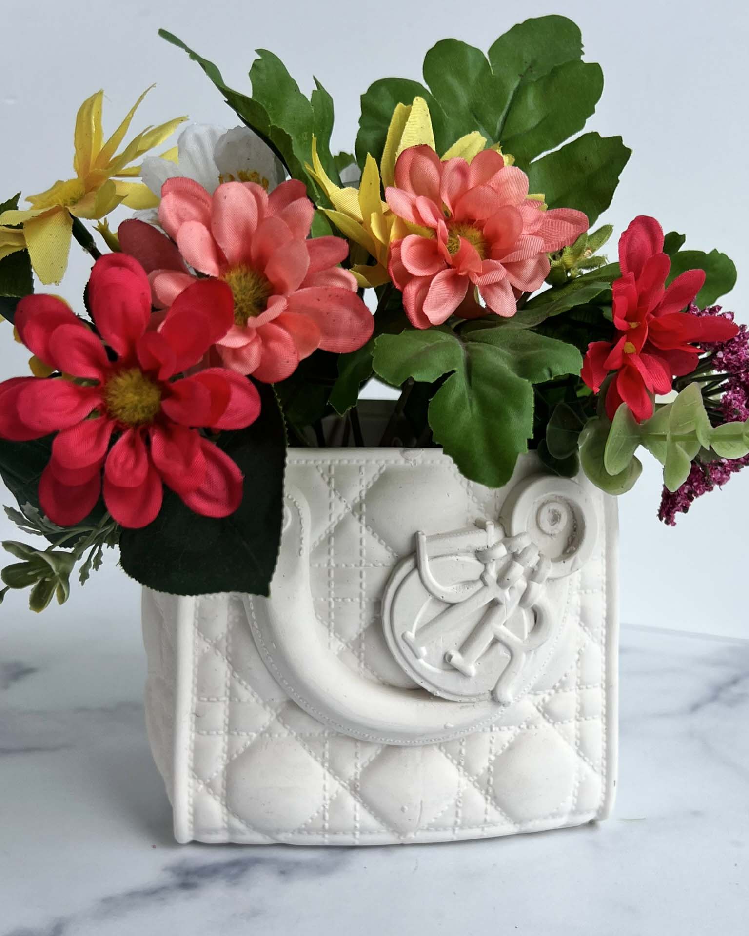 Cement Handbag Vase - Aroma Sparks